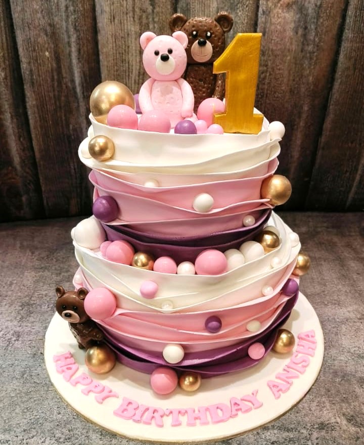 Ruffle teddy cake – Bonviveur