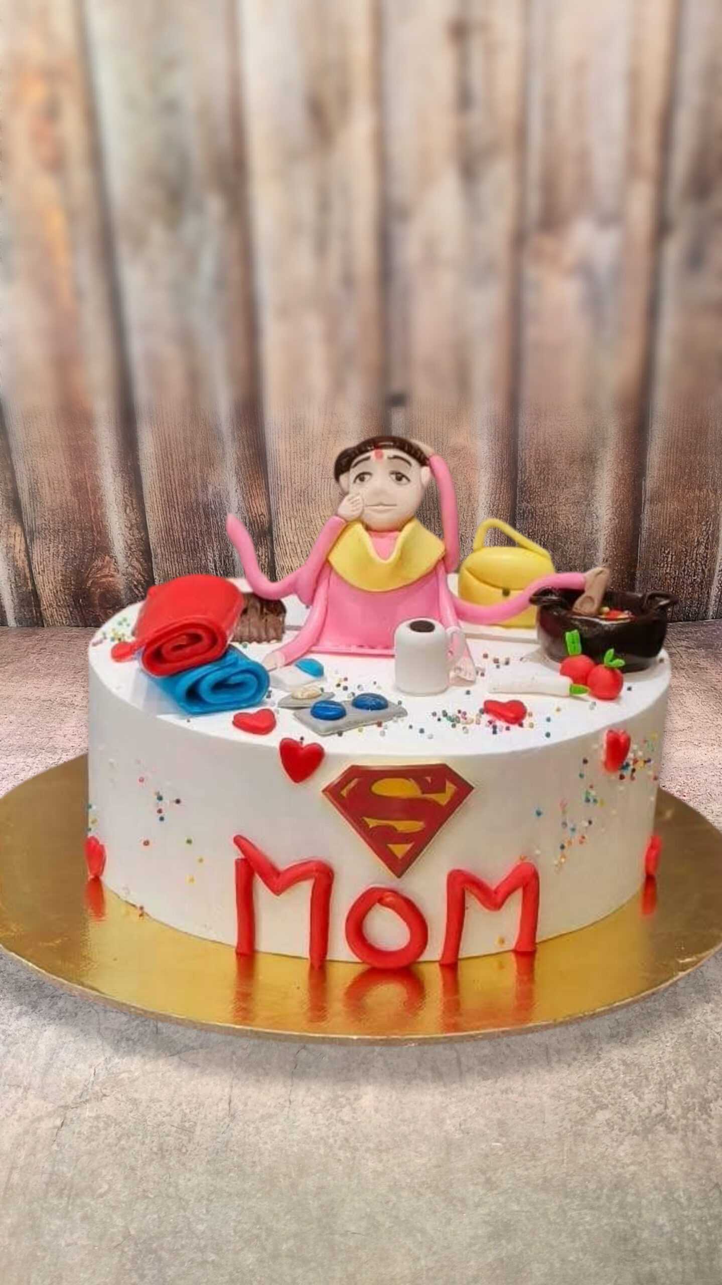 Supermom Theme Cake – Bonviveur