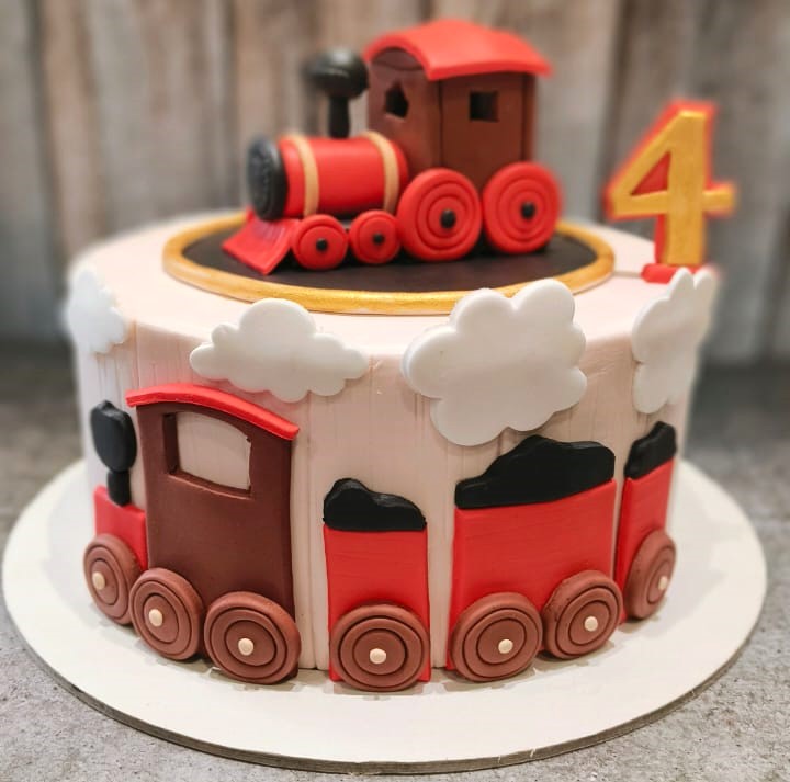 Train track treat cake – Bonviveur