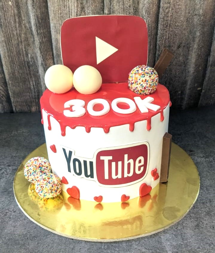 YouTube theme cake – Bonviveur